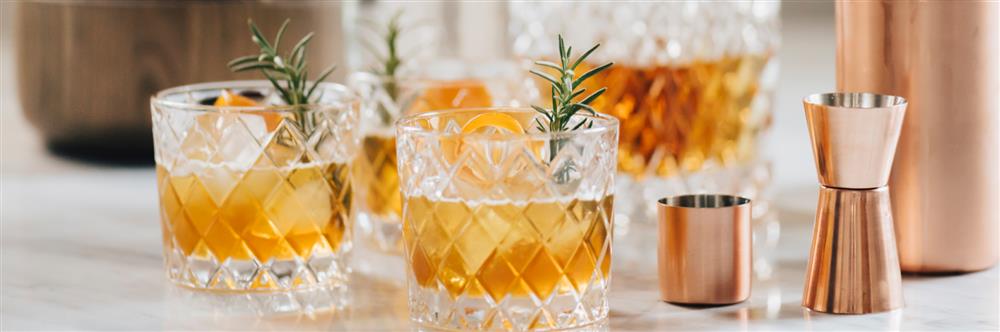 Super Liquor. Premium Spirits Club